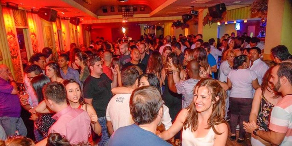 Listado de discotecas latinas en Madrid | Limusinas Premium